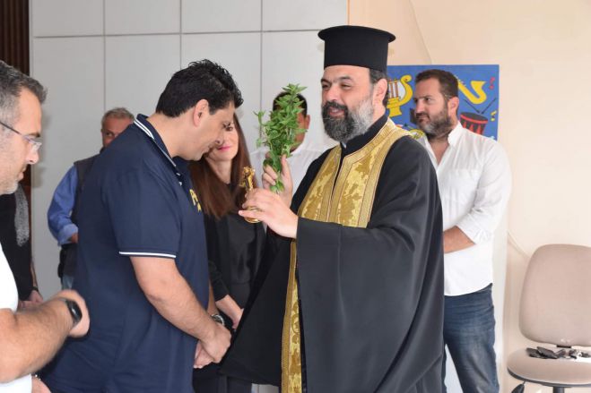 Τσιαμούλος: "Τιμούμε την προσφορά και την ιστορία της Φιλαρμονικής του ...