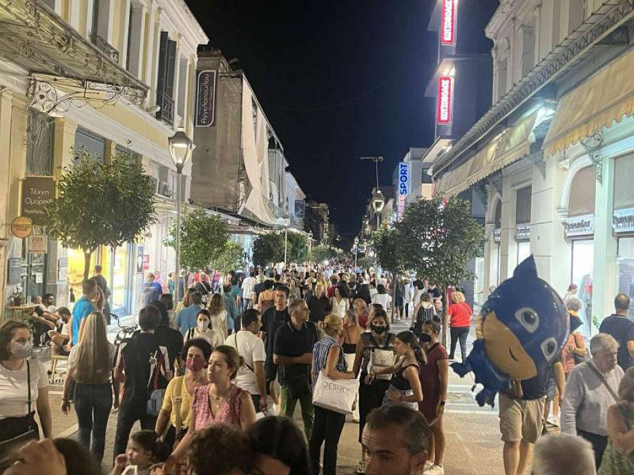 Πλήθος κόσμου στην 8η Λευκή Νύχτα της Καλαμάτας (βίντεο-φωτογραφίες ...